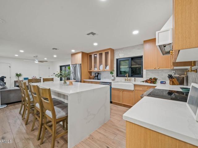 7519 W Banff Ln. Peoria, AZ 85381 | Compass