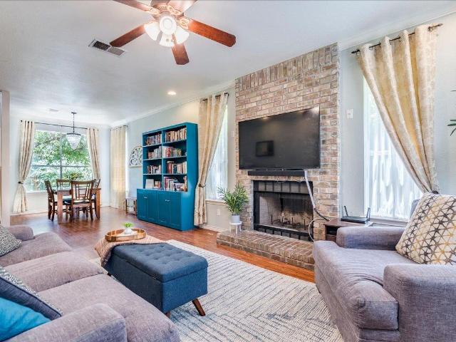 7519 Windrush Dr