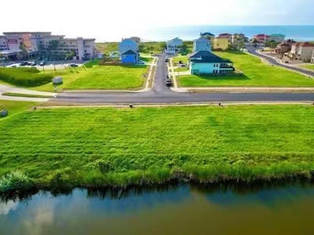 7510 La Concha Boulevard, Port Aransas, TX 78373
