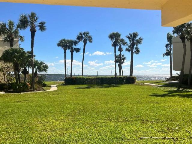 7510 Sunshine Skyway Ln S, Unit T13, St. Petersburg, FL 33711 | MLS #A4670 | Compass