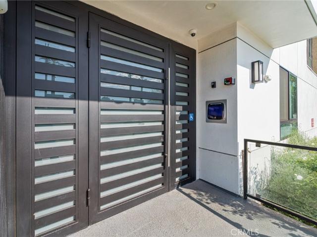 7510 Sepulveda Boulevard 304