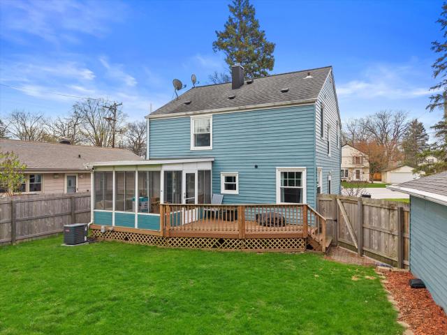7510 W Eden Ct