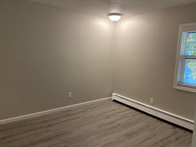 7511 Dennis Drive 2 Bedroom Apartment for Rent at 7511 Dennis Dr, Urbandale, IA 50322