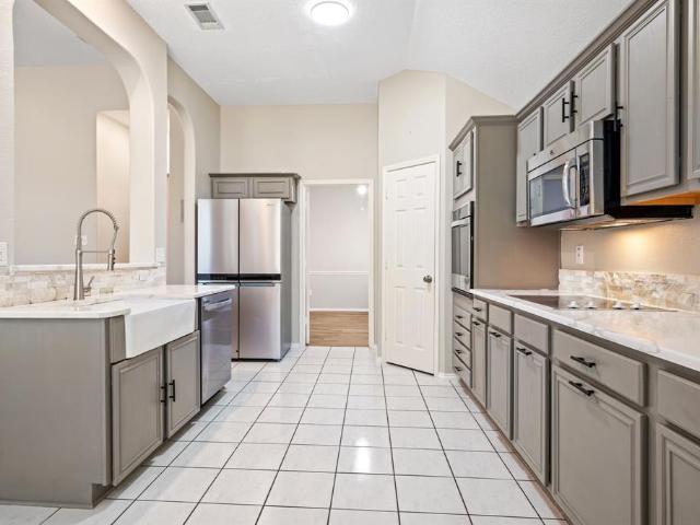 7512 Brookview Drive