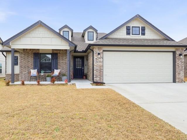 7512 E 89th St N, Owasso, OK 74055