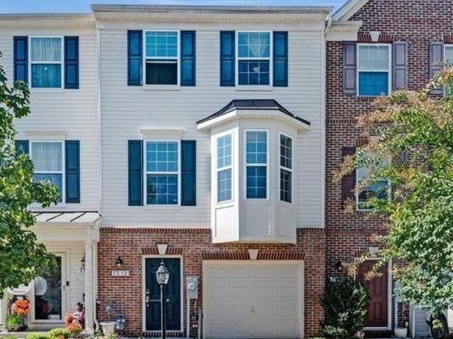 7512 Goldfinch Ct, Glen Burnie, MD 21060