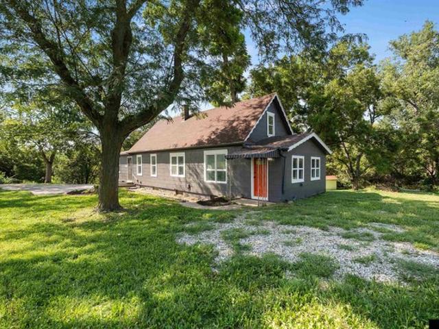 7512 S 43rd St, Bellevue, NE 68147