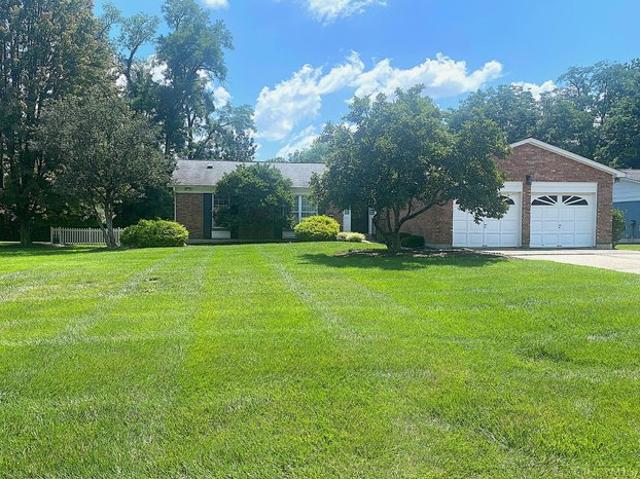 7513 Golf Green Dr, Montgomery, OH 45242