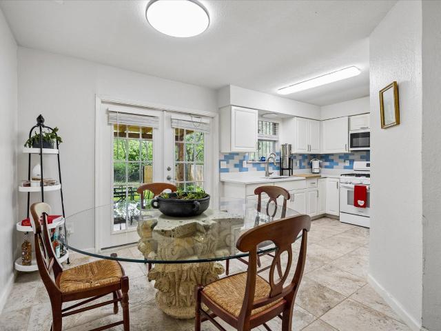 7513 Tumbleweed Dr