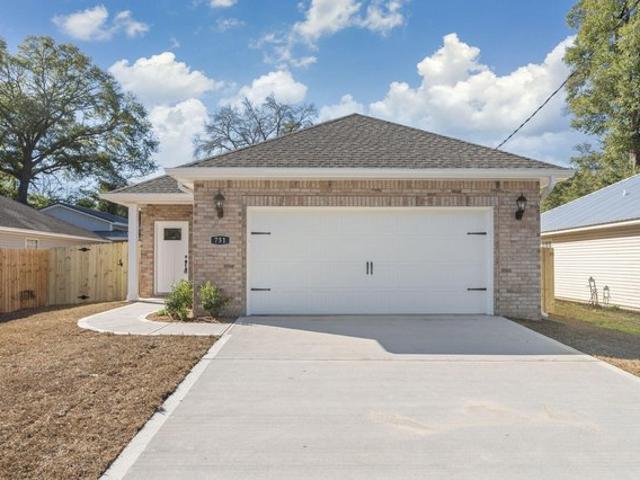 751 Chestnut Ave E, Crestview, FL 32536