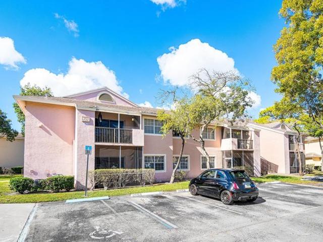 751 Cypress Ln Unit B7, Deerfield Beach, FL 33064