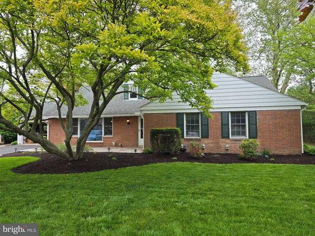 751 Arlington Rd, Camp Hill, PA 17011