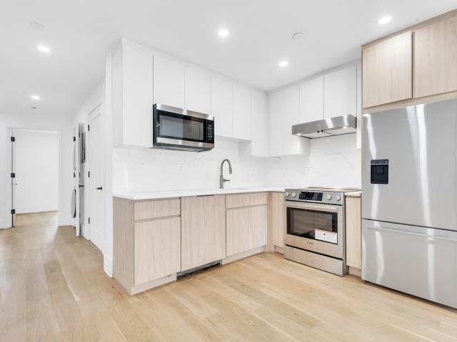 751 DEAN Street 1