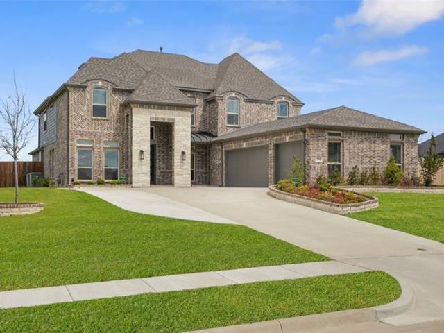 751 Emerald Valley Dr, Ovilla, TX 75154