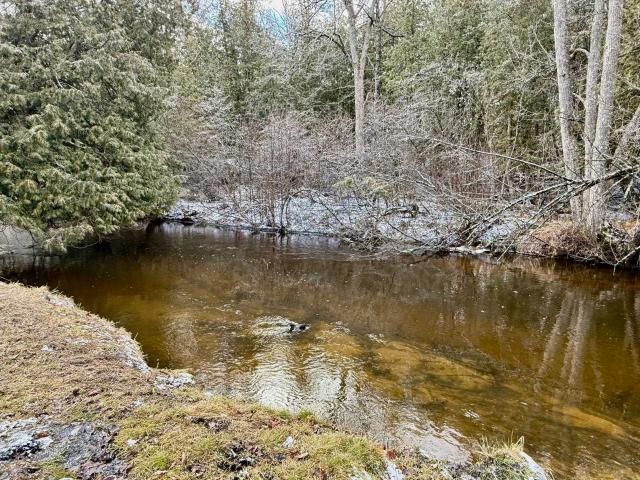 751 Hunters Ridge