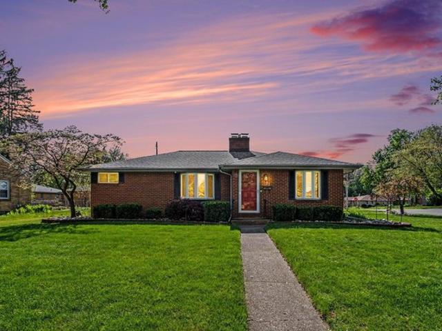 751 Larkspur Ave NW, Grand Rapids, MI 49504