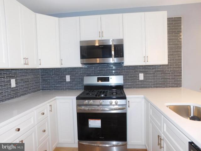 751 S 17th St, Philadelphia, PA 19146 | MLS #PAPH2596