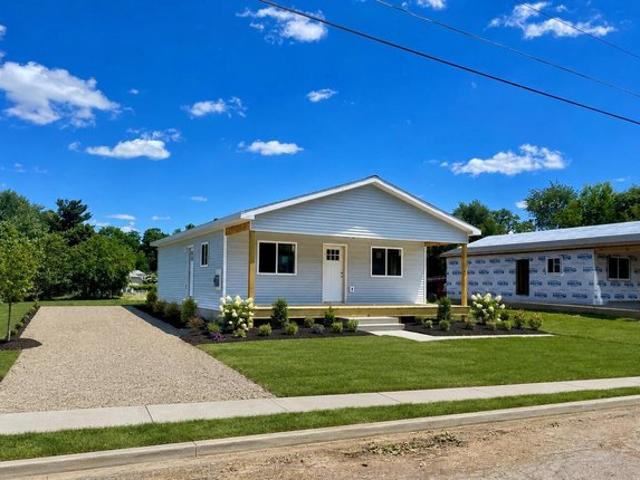 751 Tomlinson St, Jackson, MI 49203