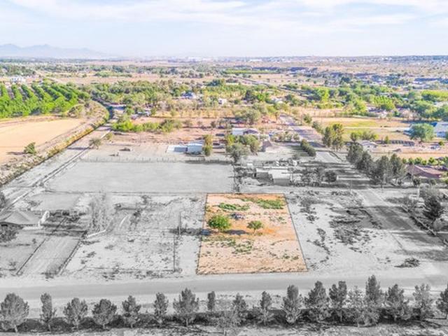 751 Young John St, Clint, TX 79836