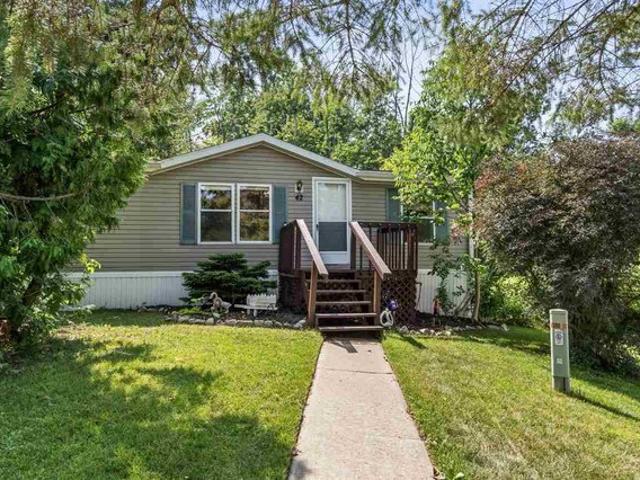 7525 Karlee Ct Unit 42, Charlevoix, MI 49720