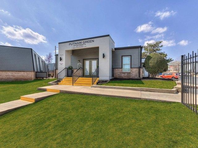 7525 Knight Lake Dr, Oklahoma City, OK 73132