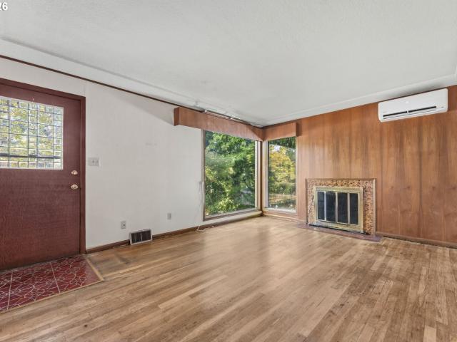 7526 sw capitol hill rd