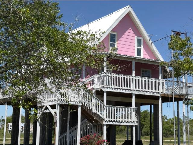 7526 3rd Ave, Sabine Pass, TX 77655 | MLS #6122
