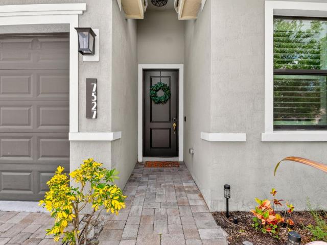 7527 Moonrise Dr, Lake Worth, FL 33467 | MLS #B26018