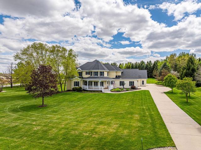 7527 Fallen Oak Drive