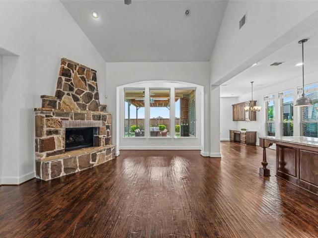 7527 Wright Drive
