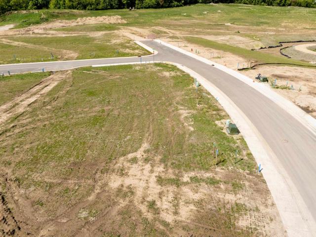 7528 California Love Trail