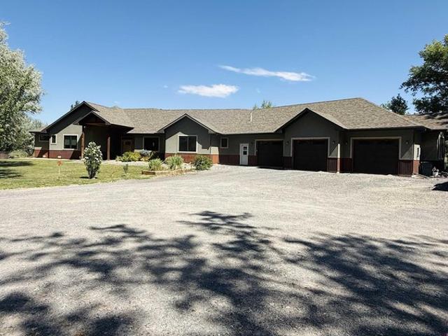 7528 S River Rd, Olathe, CO 81425