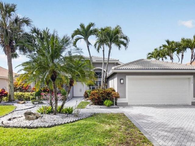 7528 Tarpon Cove Cir, Lake Worth, FL 33467