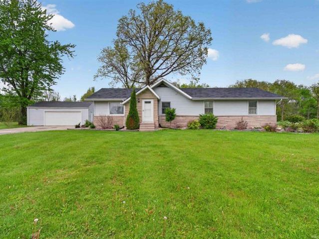 7528 Yellow River Rd, Fort Wayne, IN 46818