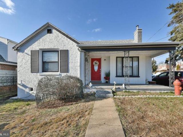 7528 32 Loretto Ave, Philadelphia, PA 19111