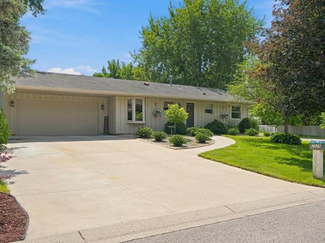 7529 Immanuel Ave S, Cottage Grove, MN 55016