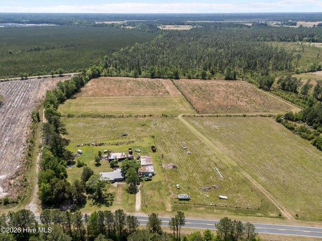 7529 Sidney Cherry Grove Rd, Tabor City, NC 28463