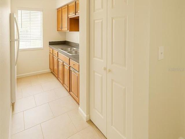 7520 Needle Leaf Pl, Unit 40, Tampa, FL 33617 | MLS #A4688
