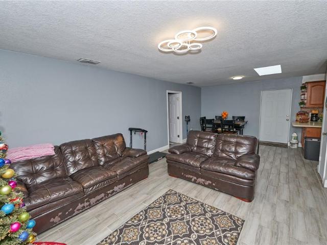 7520 Lois Marie Ct, Orlando, FL 32807 | MLS #O6370