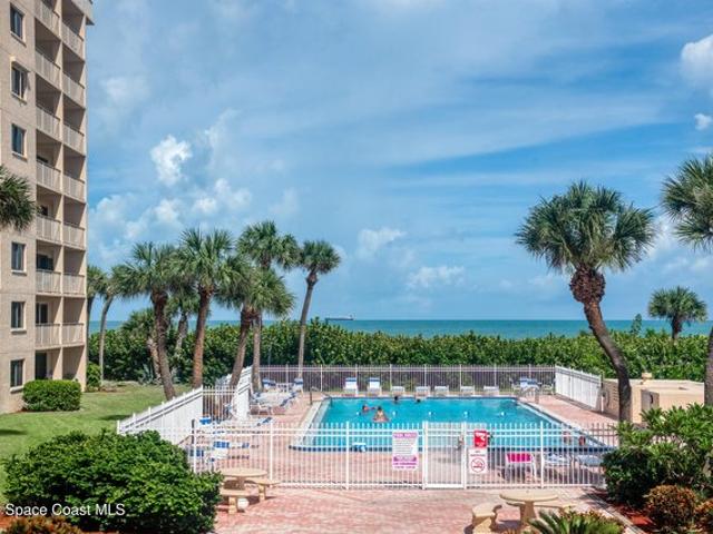 7520 Ridgewood Ave Apt 208, Cape Canaveral, FL 32920