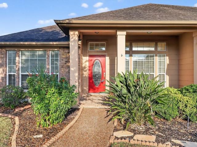 7521 Cannes Dr, Corpus Christi, TX 78414 | MLS #466999 | Compass
