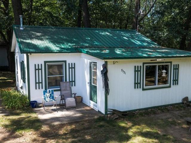 7521 John R Ct, Lake, MI 48632