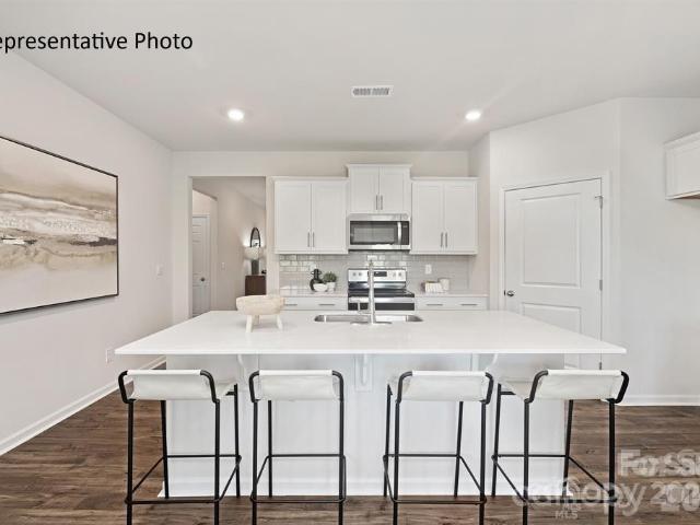 7522 Bainbridge Road