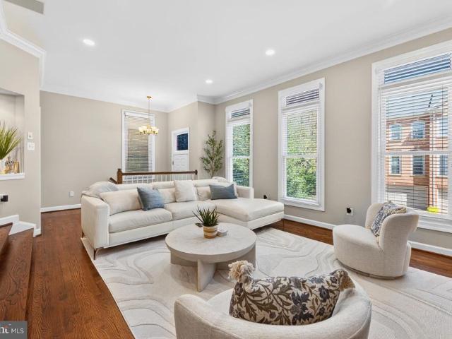 7522 Chrisland Cove
