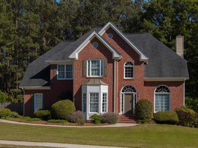 7522 Greens Mill Dr, Loganville, GA 30052