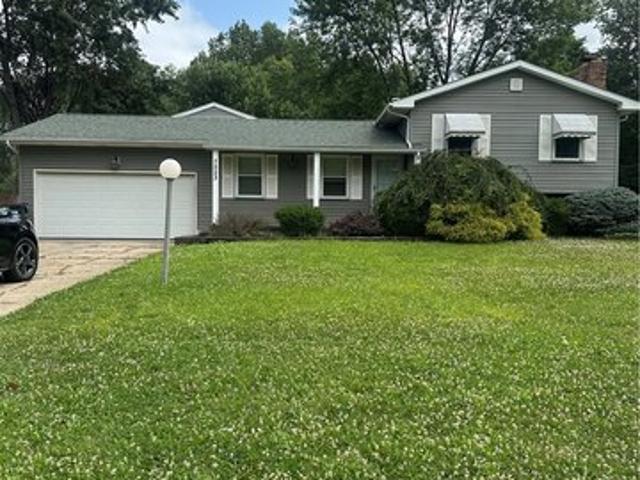 7523 Jaguar Dr, Youngstown, OH 44512