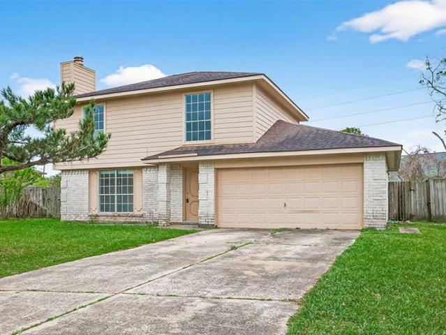 7523 LA Place Dr, Houston, TX 77083