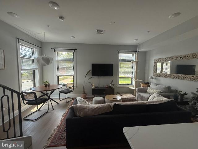 7523 Ridge Ave, Philadelphia, PA 19128 | MLS #PAPH2608 | Compass
