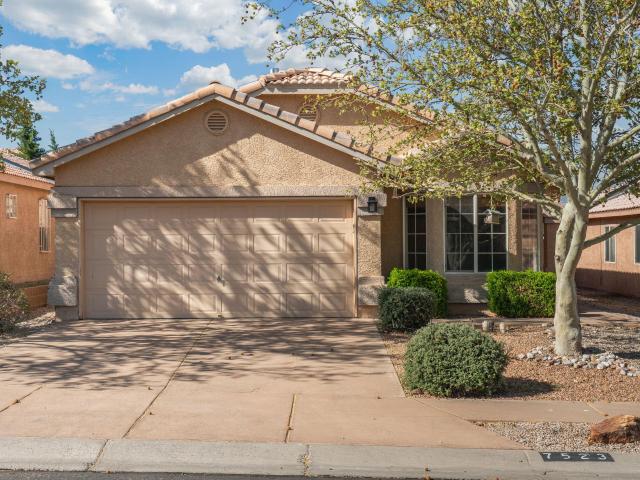 7523 Via Serenita SW