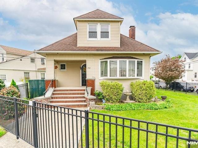 752 754 Market St, Paterson, NJ 07513